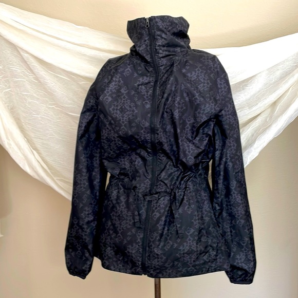 GAIAM | Jackets & Coats | New Gaiam Windbreaker Water Resistant Jacket ...